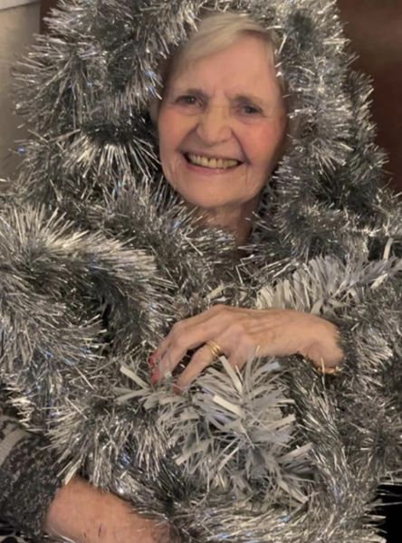 Oh Christmas Tree – Manton Hall